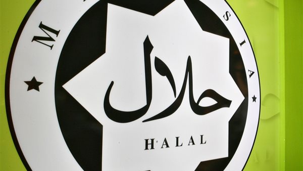 التحقيق مع سيناتور أمريكي يشتبه في إصداره شهادات الحلال للحكومة المصرية